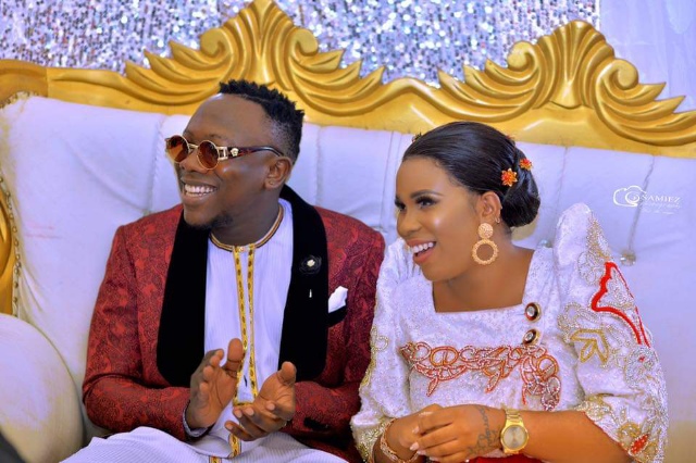 Geosteady and Prima Kardashi hug out their differences at Karole Kasita ...